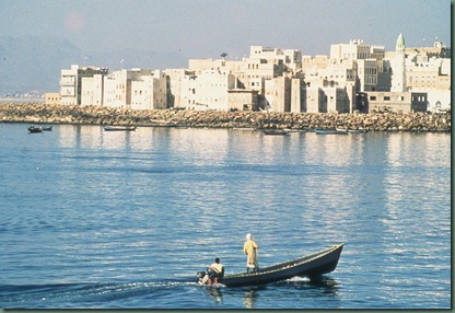 viajes por el mundo: MUKALLA, la ciudad del incienso.